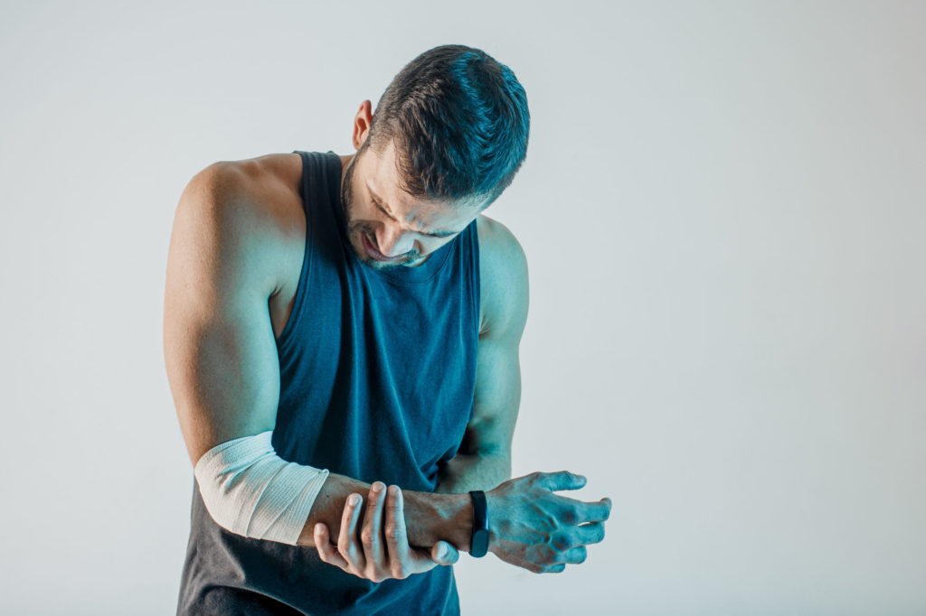 Dolor de codo: lesiones más frecuentes y tratamiento - PUVA