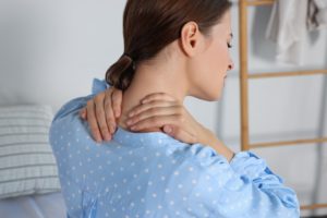 Contractura del trapecio: causas, síntomas, tratamiento y ejercicios - PUVA