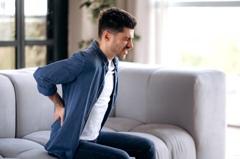 Contractura del trapecio: causas, síntomas, tratamiento y ejercicios - PUVA